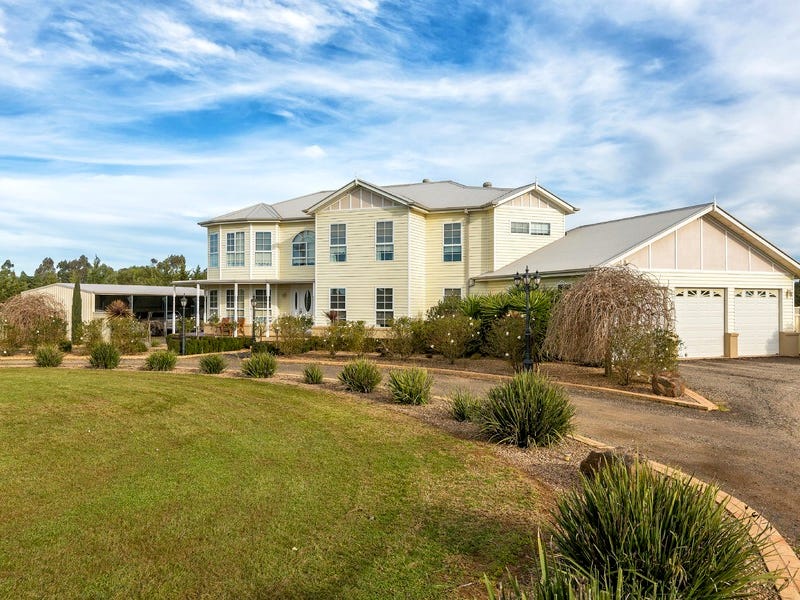 179 Minns Road, Kurunjang, Vic 3337 - Property Details