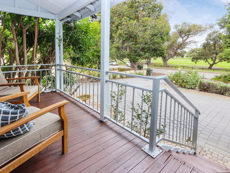 1/16 Abbott Way, Wilson, WA 6107 - Property Details