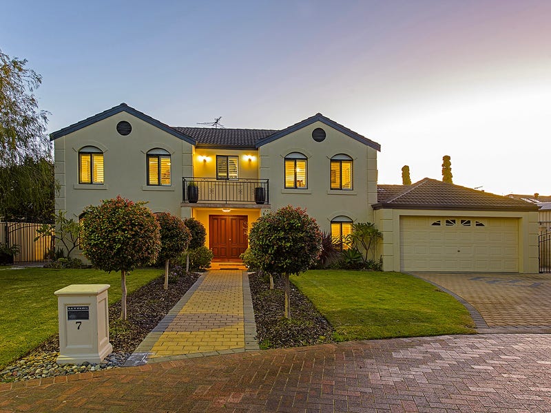 7 Levillain Retreat, Geographe, WA 6280 - Property Details