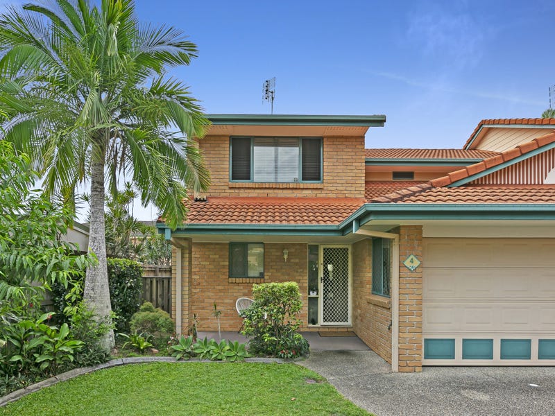 4/15 Gordon Street, Labrador, Qld 4215 - Property Details
