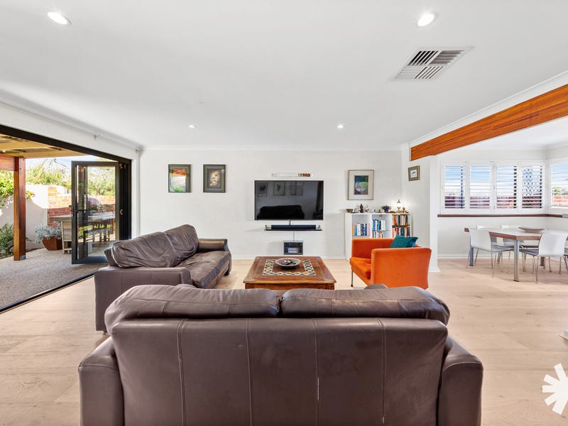 1/39 Robert Street, Como, WA 6152 - Property Details