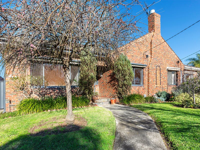 8 Cheeseman Avenue, Brighton East, Vic 3187