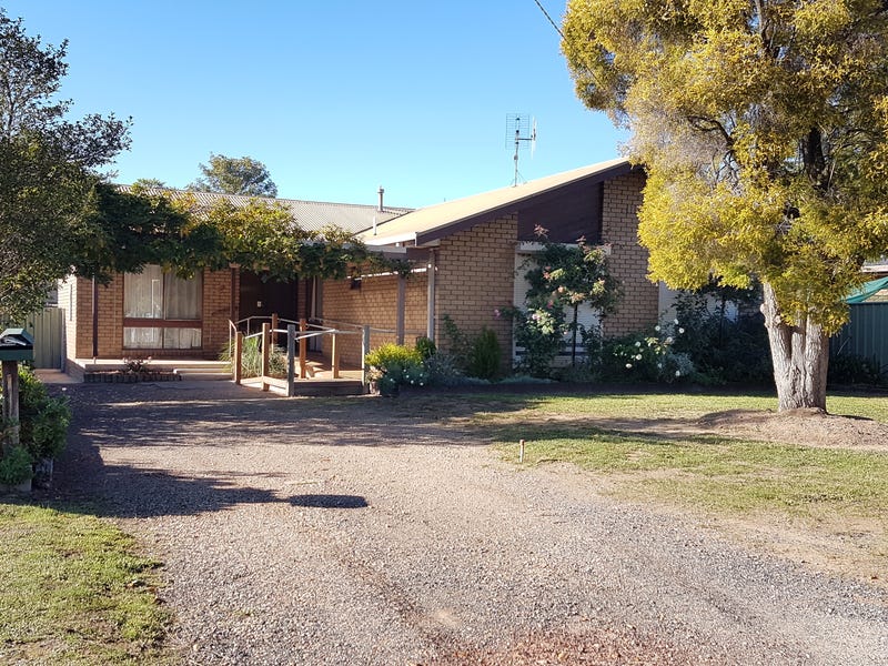 46 Cook Street, Benalla, VIC 3672 - realestate.com.au