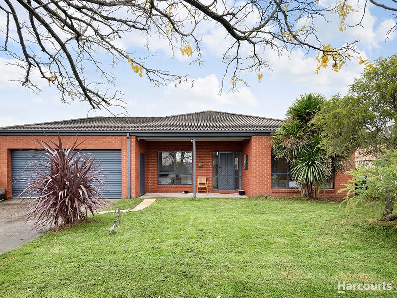 18 Teal Place, Pakenham, Vic 3810 - Property Details