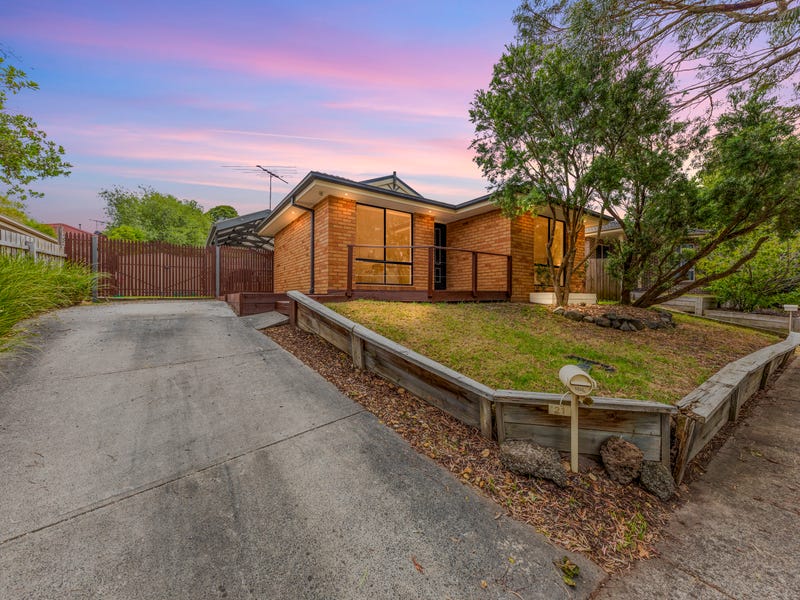 21 Riviera Drive, Pakenham, Vic 3810 - Property Details