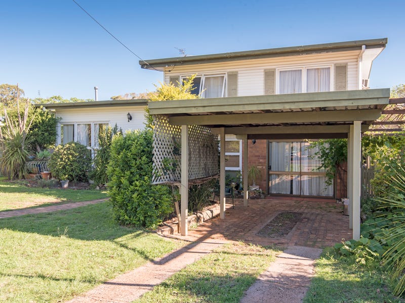 6 Coates Street, Kearneys Spring, QLD 4350 - realestate.com.au