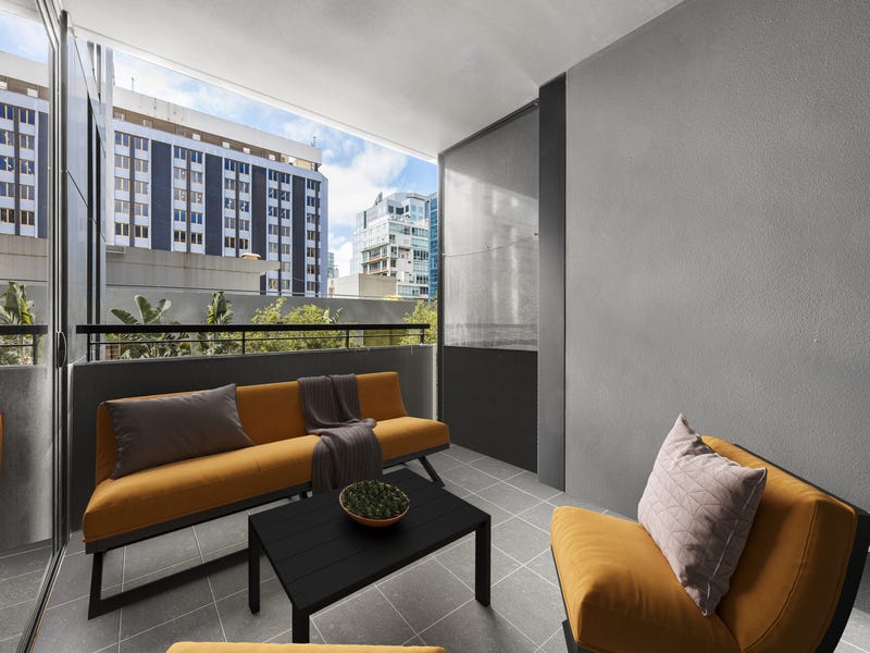 319/74 Queens Road, Melbourne, Vic 3004 - Property Details