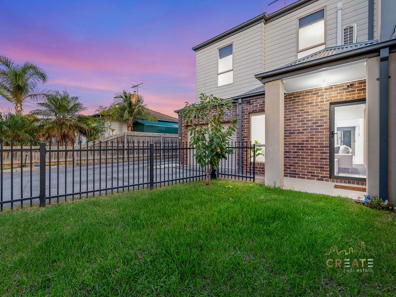 1/7 Mayo Street, Sunshine, Vic 3020 - Property Details