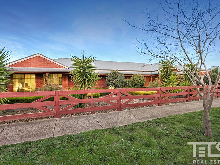 4 Bramshaw Crescent, Hillside, Vic 3037 - Property Details
