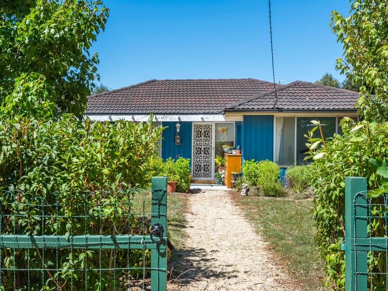 16 Foy Street, Lancefield, Vic 3435 - Property Details