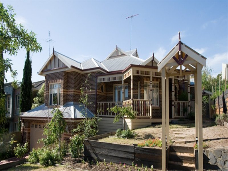 5 Damask Place, Niddrie, Vic 3042 - Property Details