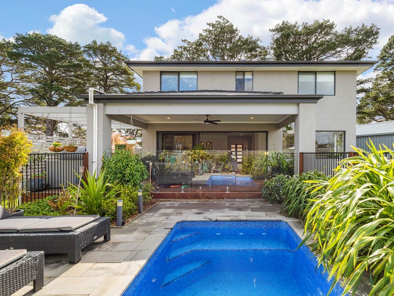 59 Ross Watt Road, Gisborne, Vic 3437 - Property Details