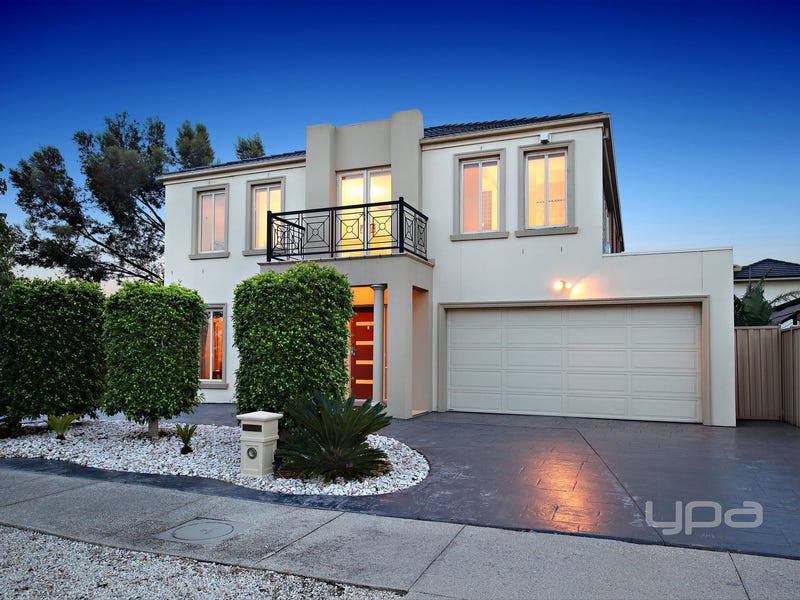 7 Chelsworth Place, Caroline Springs, VIC 3023 - realestate.com.au