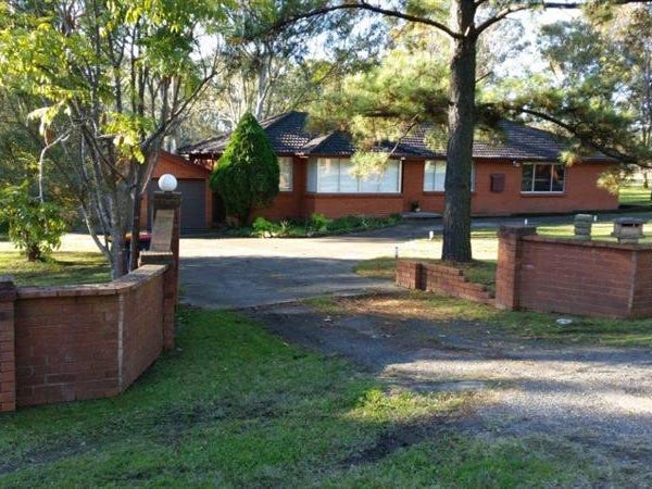 101 Rossmore Cres, Rossmore, NSW 2557 - realestate.com.au