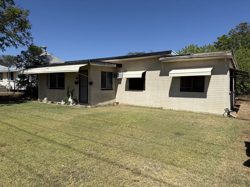 10 Swanson Street, Hughenden, Qld 4821 - Property Details