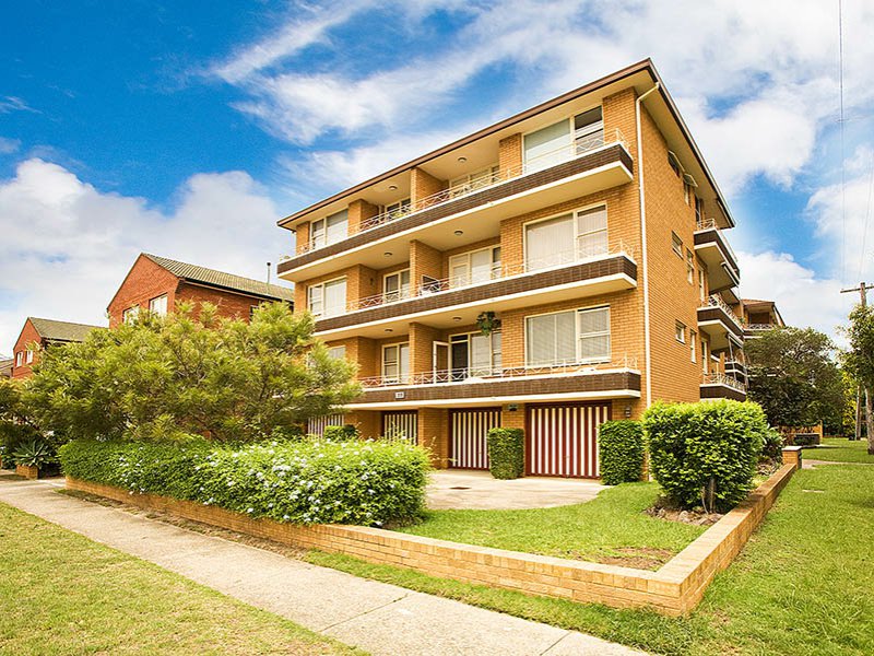33 Banks Street, Monterey, NSW 2217 - realestate.com.au