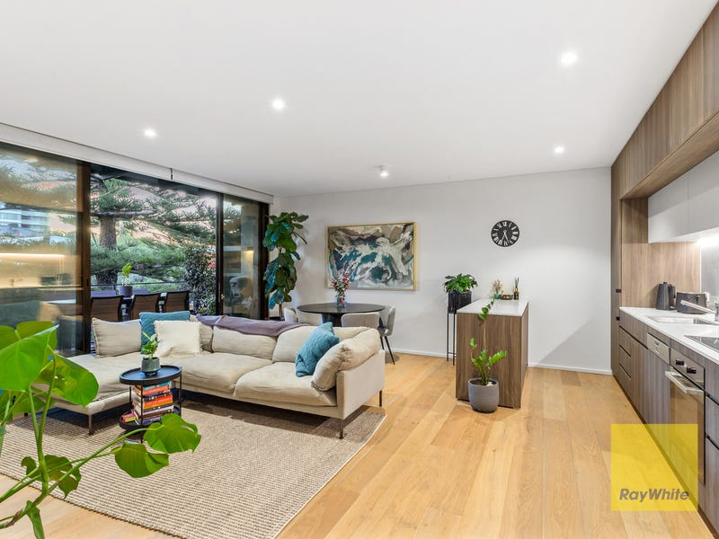 6/2 Southbourne Street, Scarborough, WA 6019 - Property Details