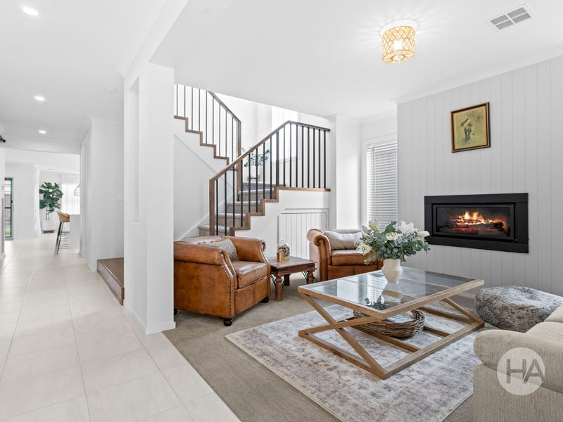 24 Bellavista Drive, Tyabb, Vic 3913 - Property Details