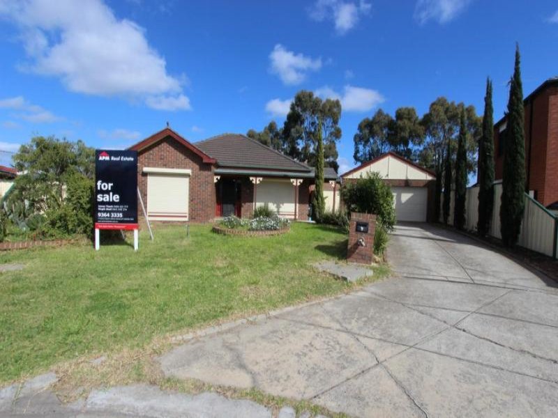 9 Crabbe Court, Delahey, VIC 3037 - realestate.com.au