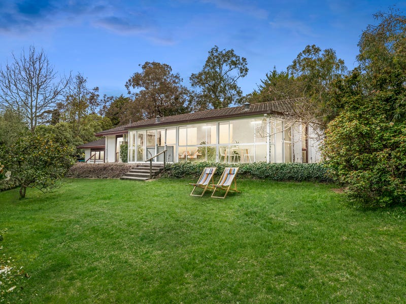 16 Alverstone Grove, Mount Eliza, VIC 3930 - realestate.com.au