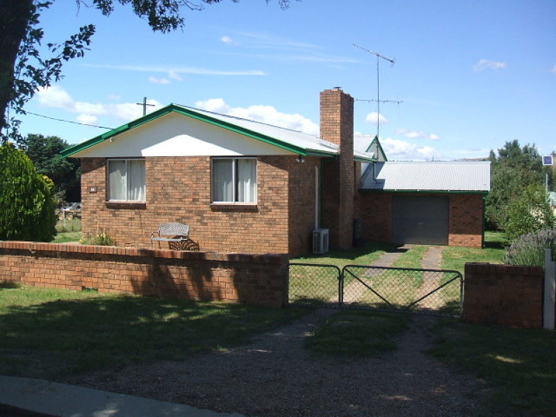 18 York Street, Adaminaby, NSW 2629 - Property Details