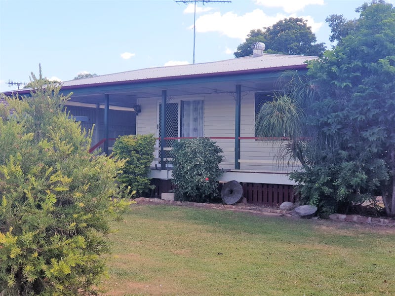 15 Mcarthur St, Moura, Qld 4718 - Property Details