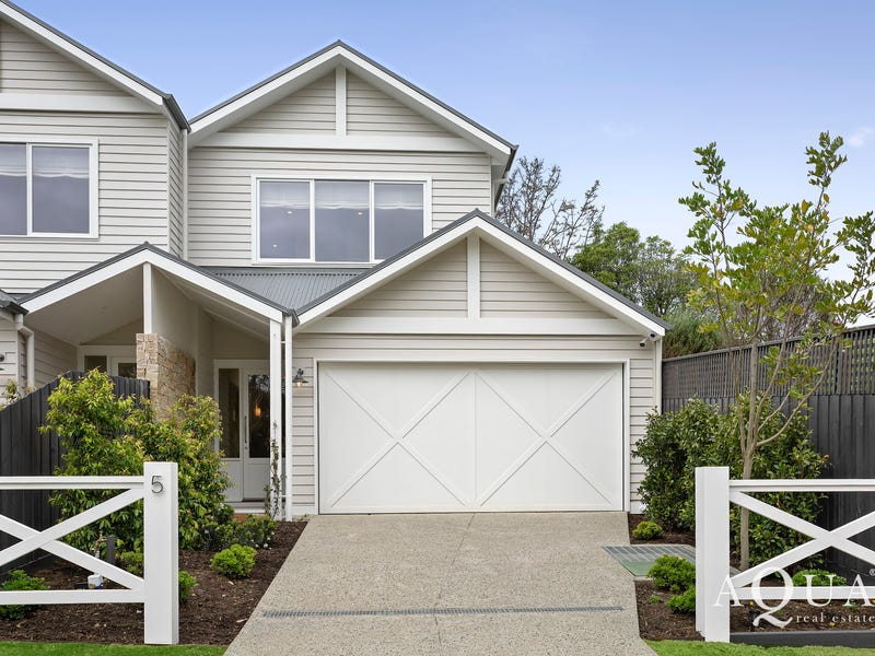 Real Estate & Property for Sale in Mount Eliza, VIC 3930 - realestate ...