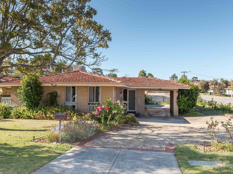 8 Felstead Crescent, Hamersley, WA 6022 - Property Details