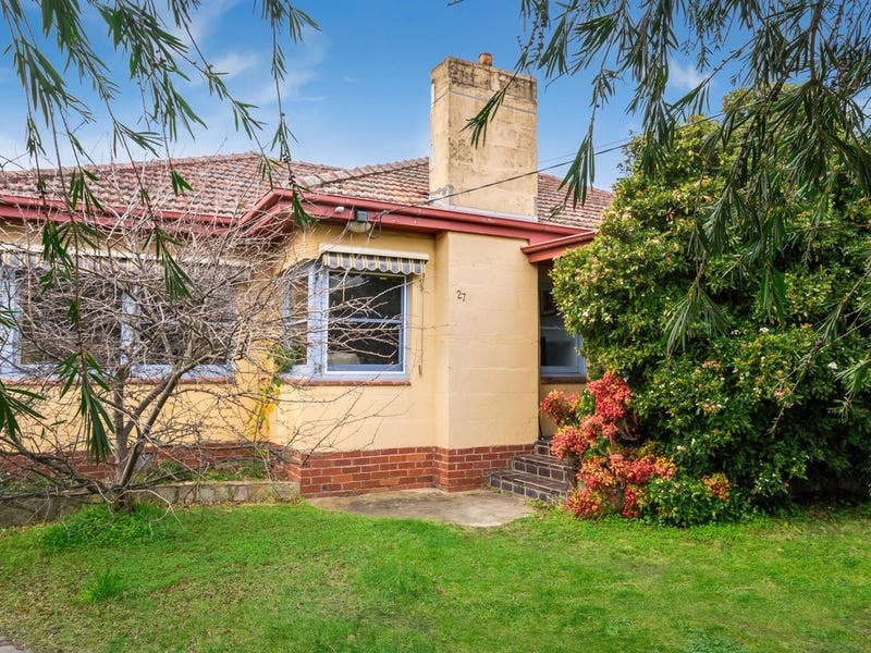 27 Roberts Road, Belmont, Vic 3216 - Property Details