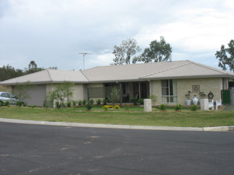 3 Riley Court, Kensington Grove, QLD 4341 - realestate.com.au