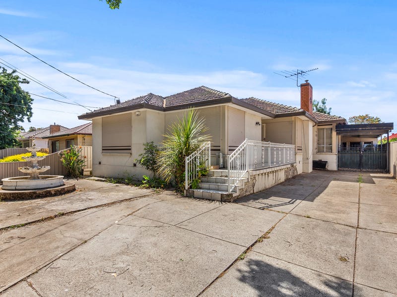 16 Moira Street, Sunshine, Vic 3020 - Property Details