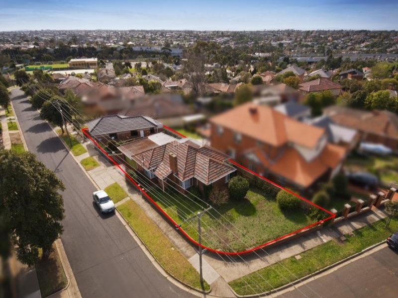 8 Prefect Street, Strathmore, VIC 3041 - realestate.com.au