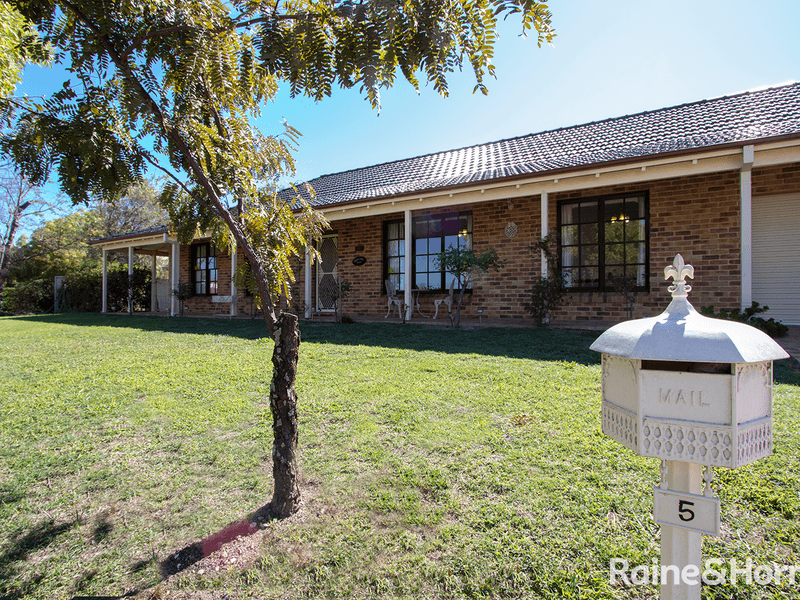 2 Wray Place, Windradyne, NSW 2795 - Property Details