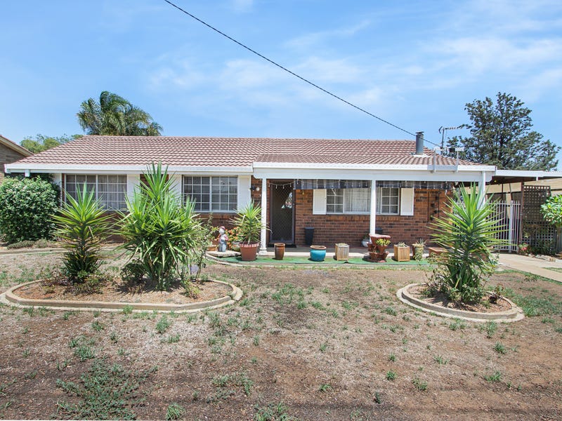 10 MacGregor Street, Tamworth, NSW 2340 - Property Details