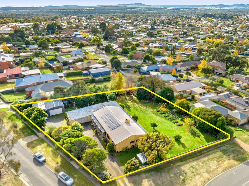 44 High Street West, Ararat, Vic 3377 - Property Details