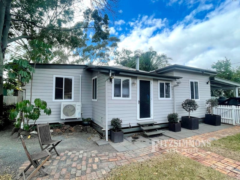 11 Bessie Street, Dalby, Qld 4405 - Property Details