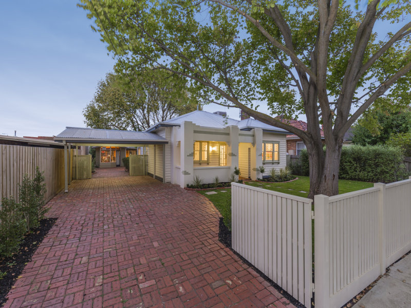 25 Sydenham Avenue, Manifold Heights, VIC 3218 - realestate.com.au