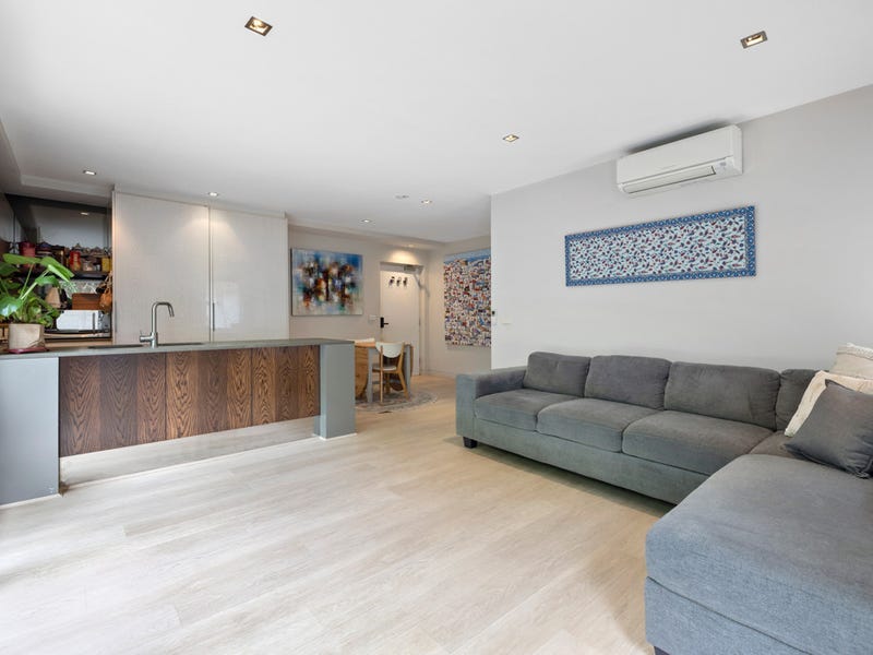 2/109-111 Addison Street, Elwood, Vic 3184 - Property Details