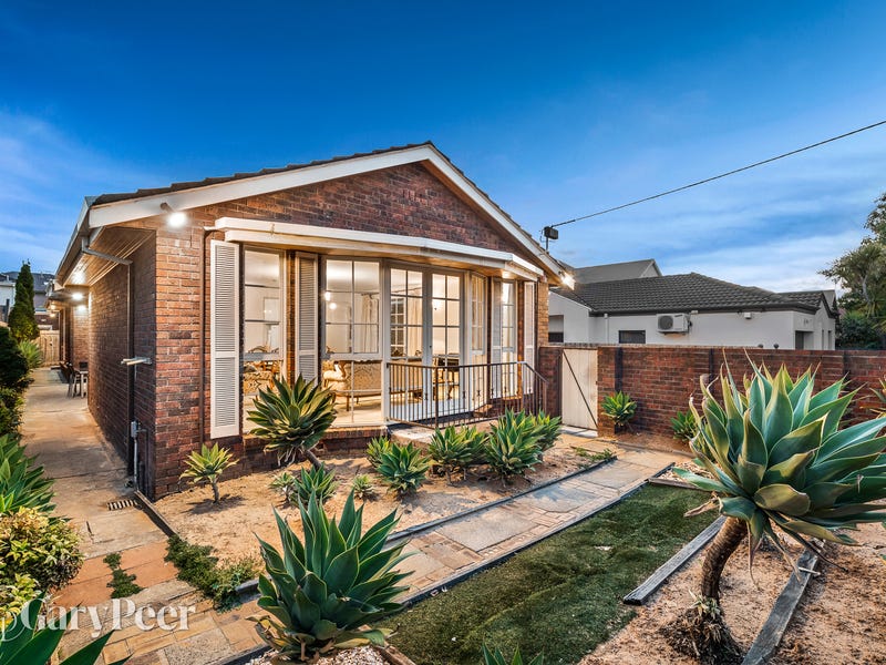 15 Neerim Road, Caulfield, Vic 3162 - Property Details