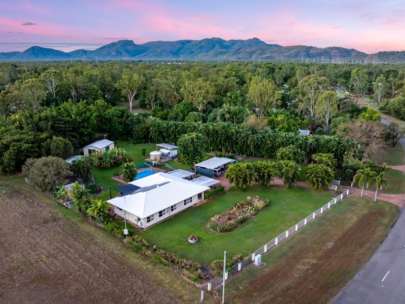 220 Kelso Drive, Kelso, Qld 4815 - Property Details