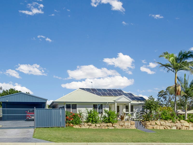 8 Hamilton Drive, Clinton, Qld 4680 - Property Details