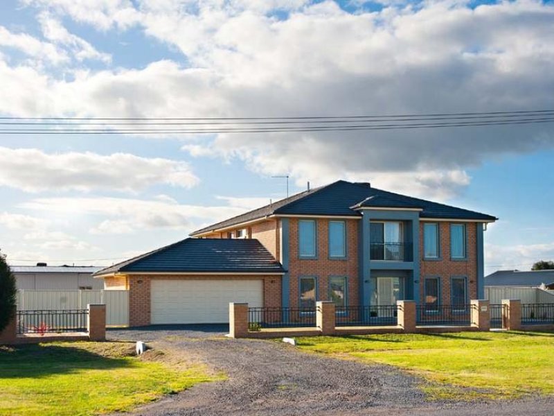 31 Grice Street, Carisbrook, VIC 3464 - realestate.com.au