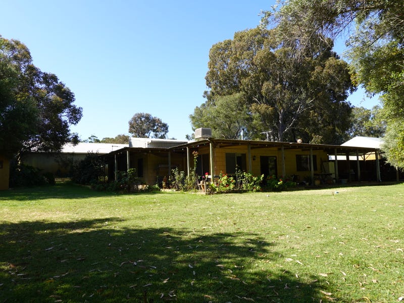 459 Russell Road, Munster, WA 6166 - Property Details