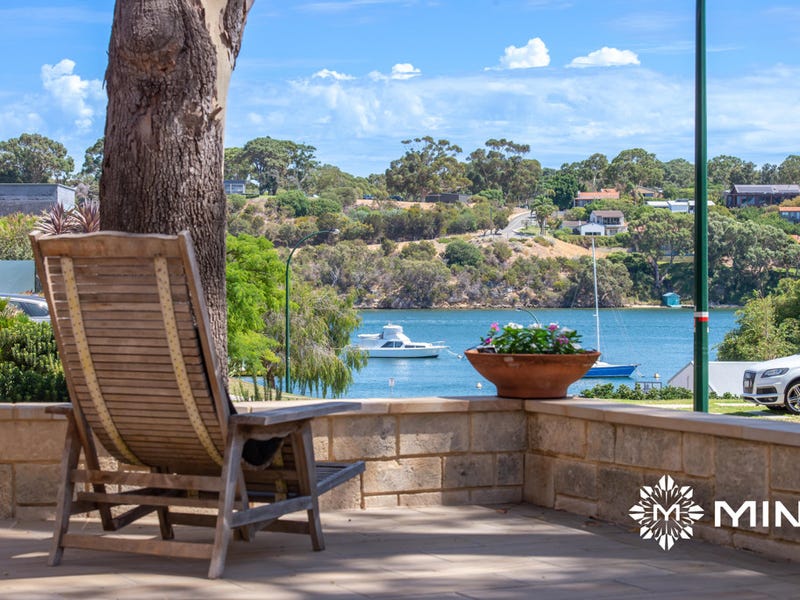 6 Crewe St, Bicton, WA 6157 - Property Details