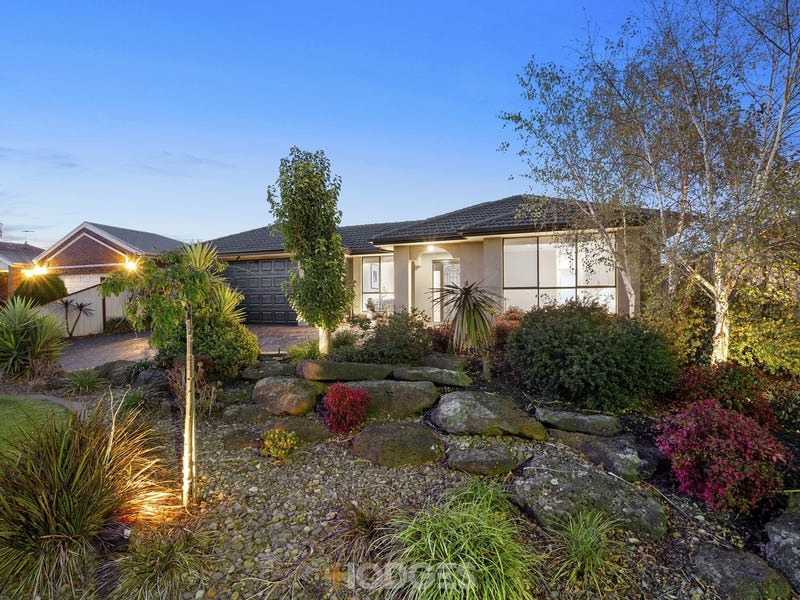 22 Phoenix Avenue, Hoppers Crossing, VIC 3029 - realestate.com.au