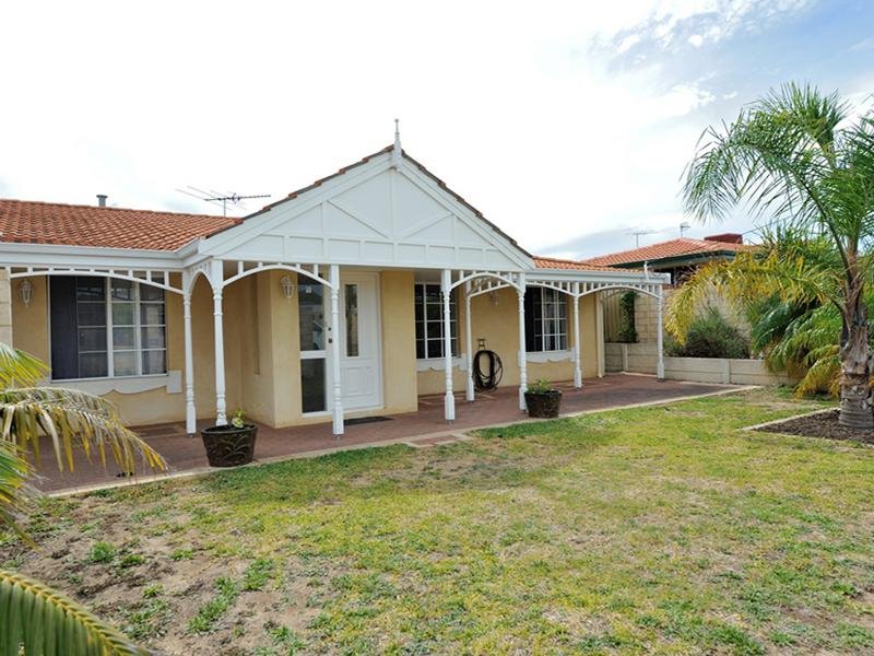 7 Mandoo Road, Shoalwater, WA 6169 - Property Details