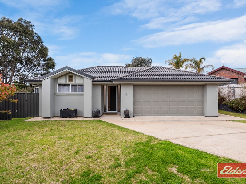 7 John Murray Drive, Williamstown, SA 5351 - realestate.com.au