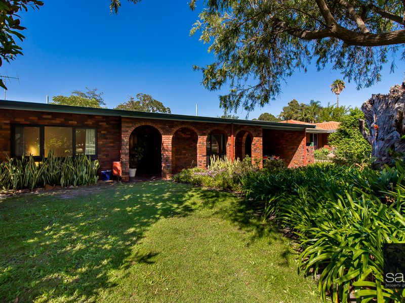 51 Karoonda Road, Booragoon, WA 6154 - Property Details