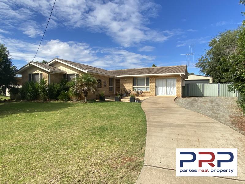 55 Medlyn Street, Parkes, NSW 2870 - Property Details
