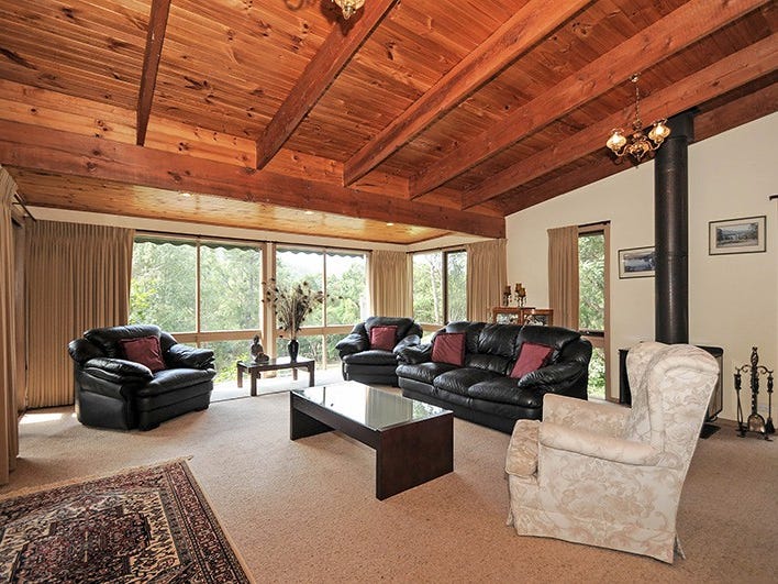 8 McKenzie Avenue, Healesville, Vic 3777 - Property Details